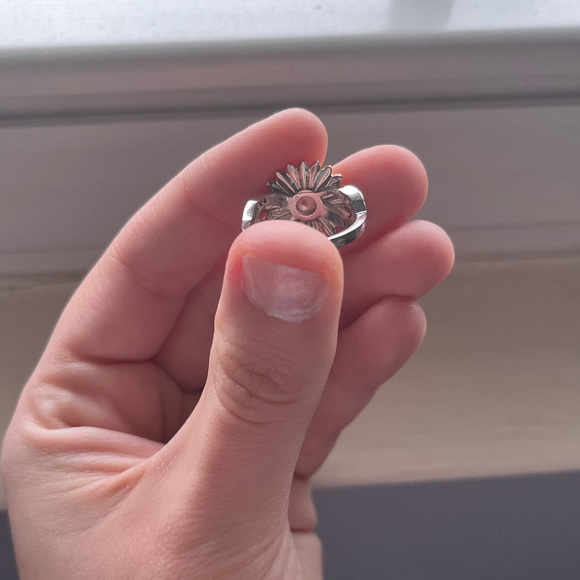 Jewelry | 18k Sunflower Diamond Statement Ring | Poshmark
